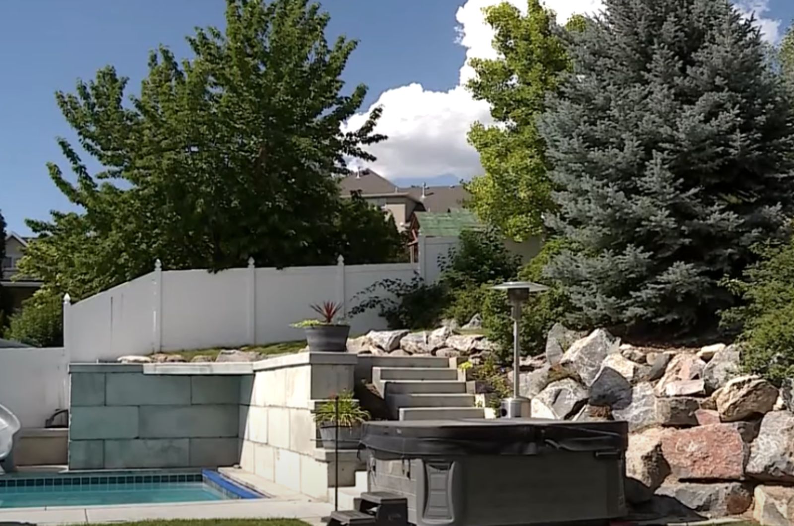 Utah Labrador Endures 30 Bites In Fierce Battle With Mountain Lion To ...